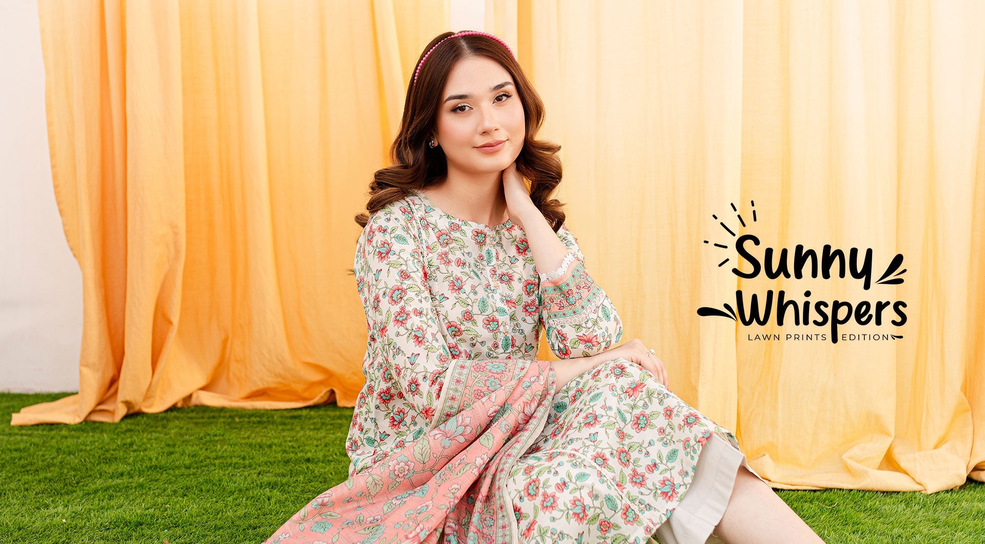 SUNNY WHISPERS – BATIK - AE