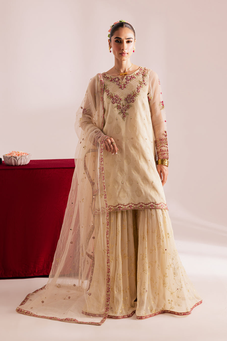 BATIKstudio – BATIK - AE