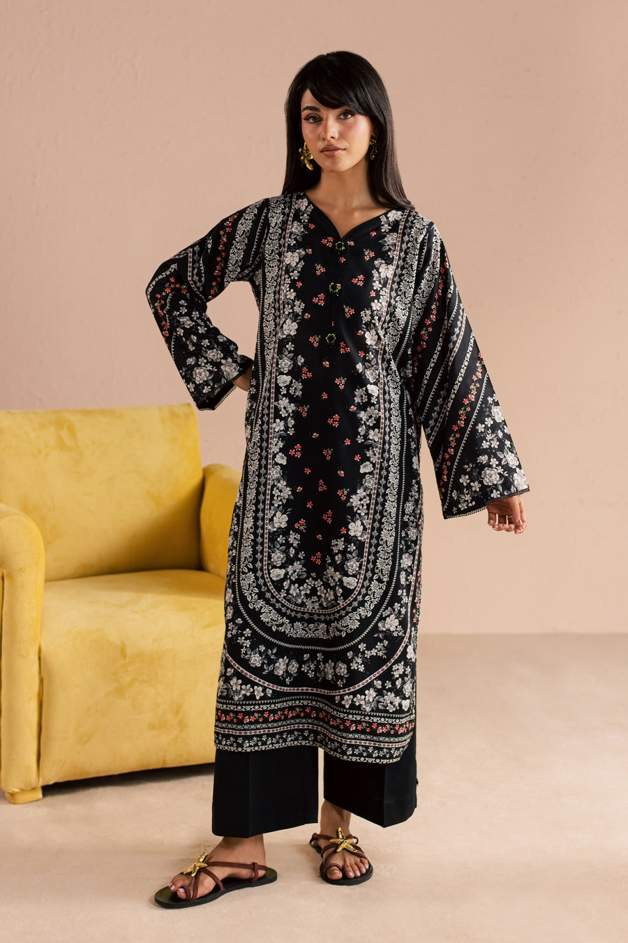 NEW IN – BATIK - AE